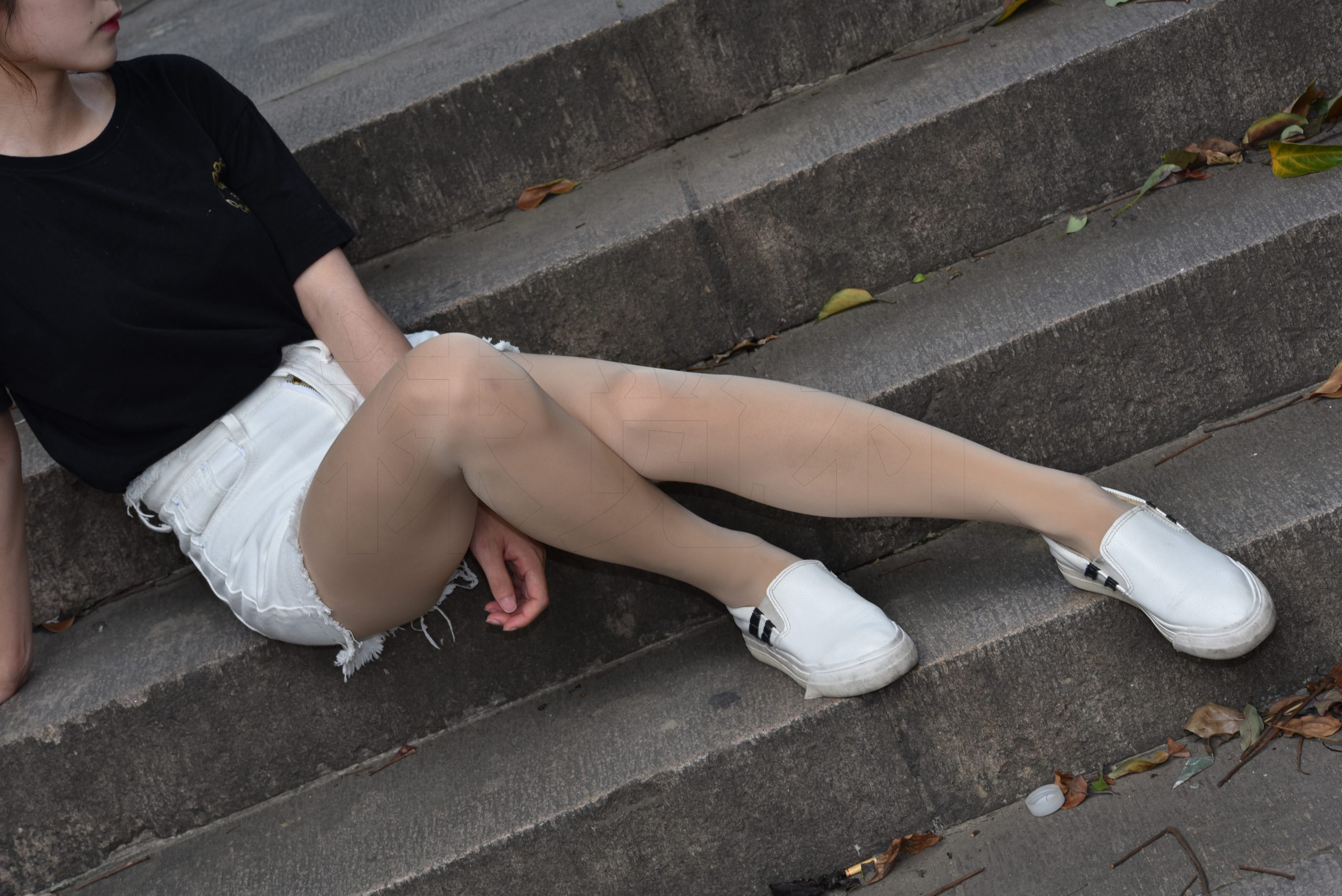 往期客户定制 厚肉丝【30P 4V】 - 大生模拍